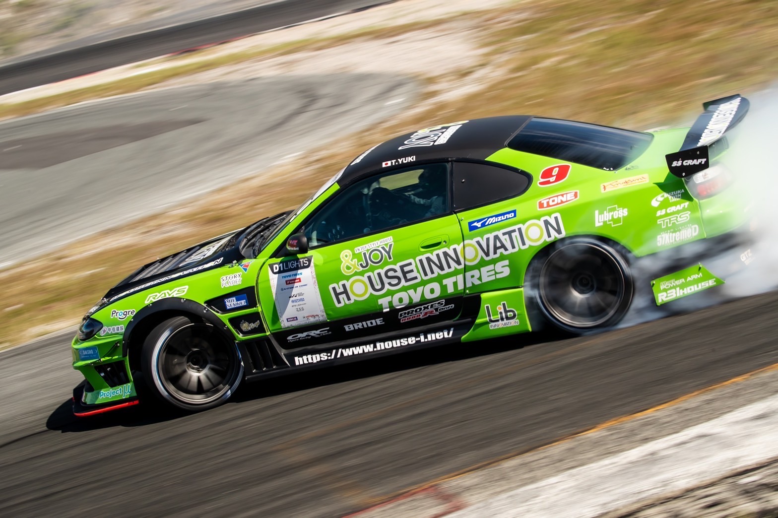 D1ライツシリーズチャンピオン獲得 | MCR Factory